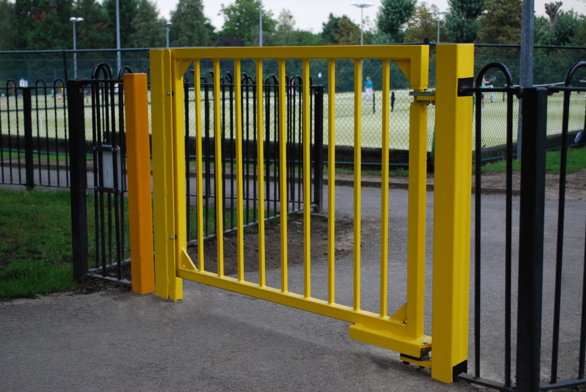 APS Hydraulic Gate Closer | Gatemaster Locks