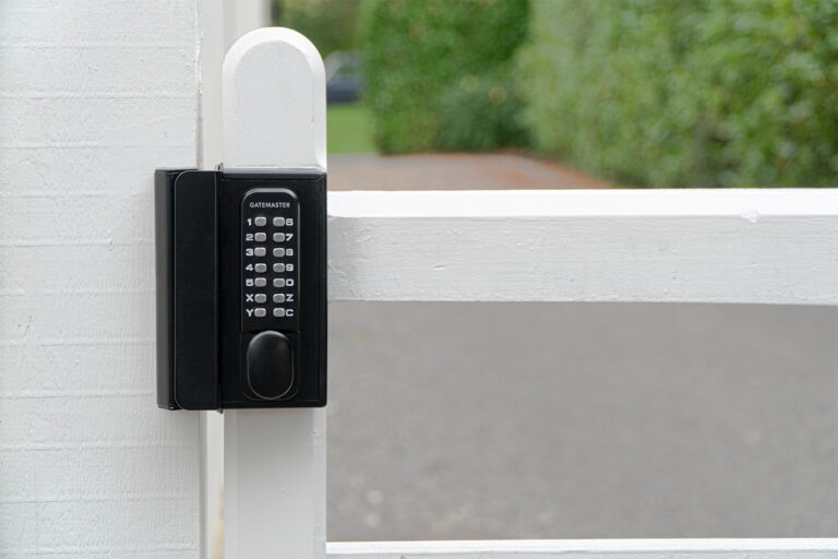 Surface-mounted Superlock Code Gate Lock | Wooden Gate Lock | Gatemaster