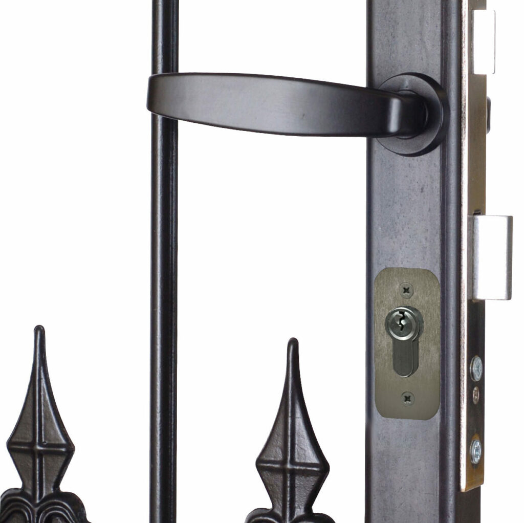 Choosing the Best Key Lock for Metal & Wooden Gates | Gatemaster Locks